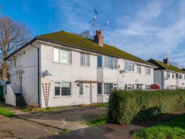 2 Bedroom Maisonette Flat
