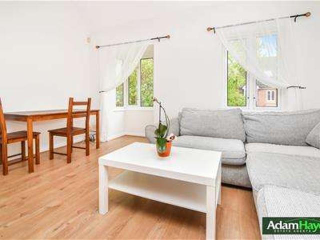 2 Bedroom Maisonette Flat