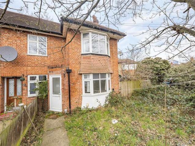 2 Bedroom Maisonette Flat