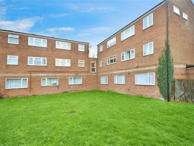 2 Bedroom Maisonette Flat