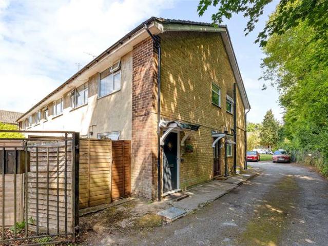 2 Bedroom Maisonette Flat