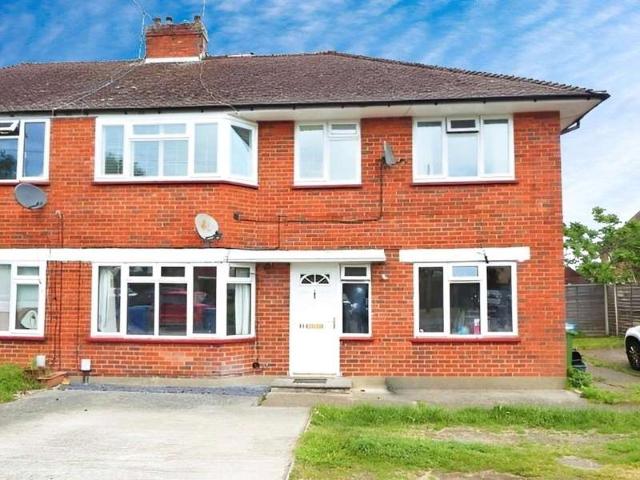 2 Bedroom Maisonette Flat
