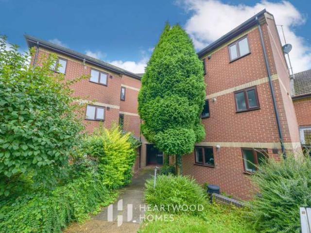 2 Bedroom Maisonette Flat