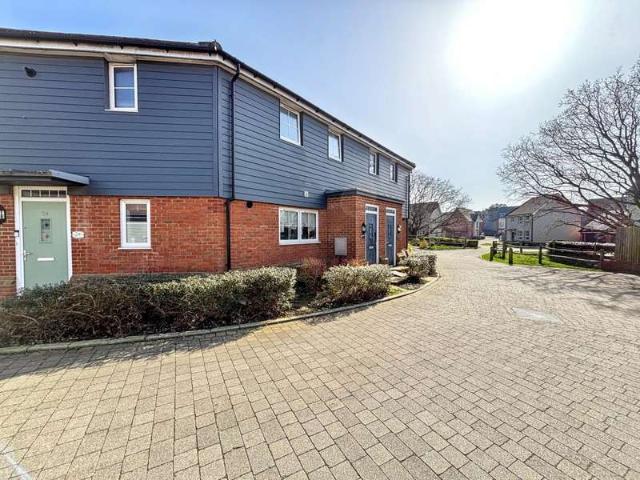 2 Bedroom Maisonette Flat