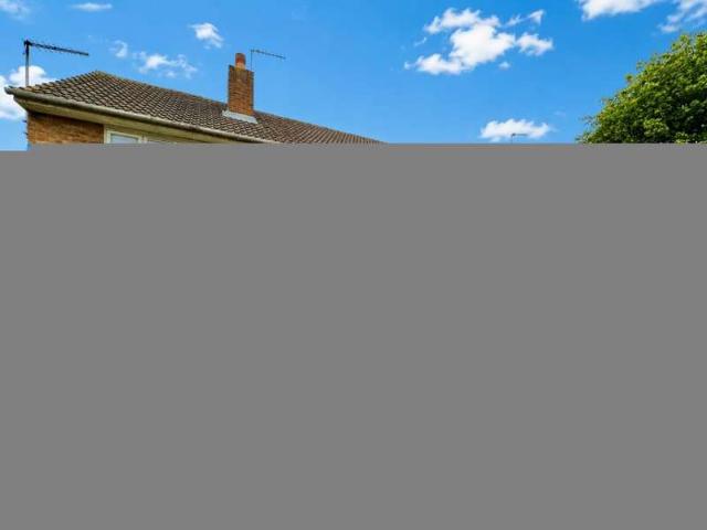2 Bedroom Maisonette Flat