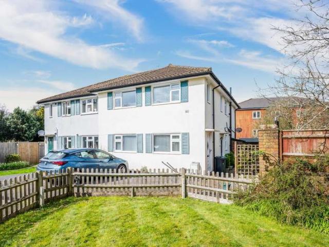 2 Bedroom Maisonette Flat