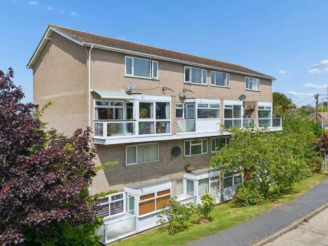 2 Bedroom Maisonette Flat