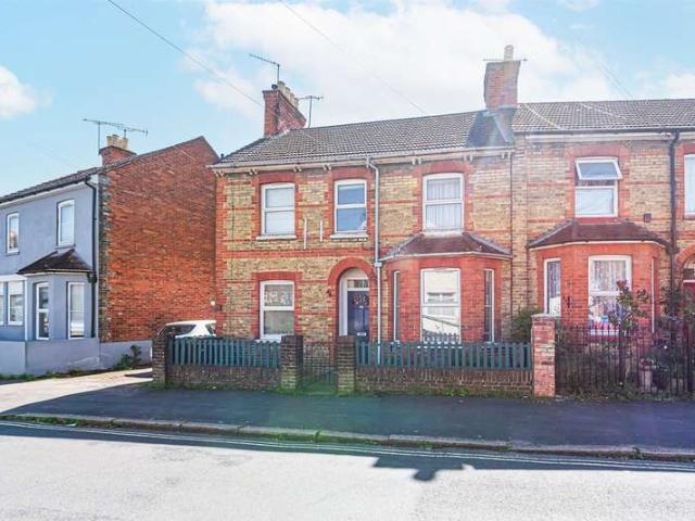 2 Bedroom Maisonette Flat