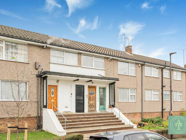 2 Bedroom Maisonette Flat