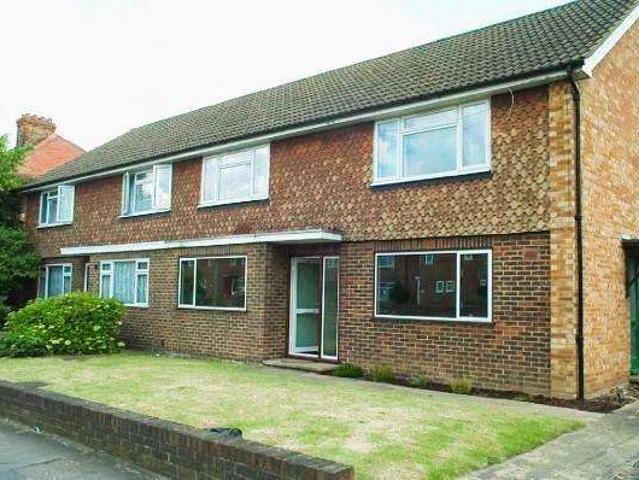 2 Bedroom Maisonette Flat
