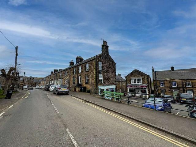 2 Bedroom Maisonette Flat