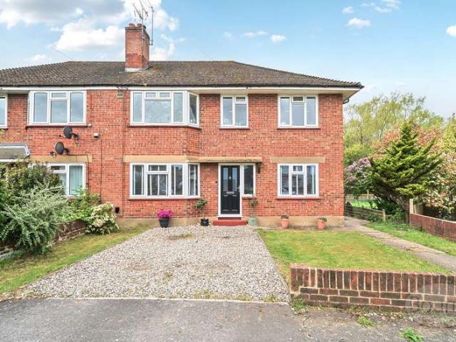 2 Bedroom Maisonette Flat
