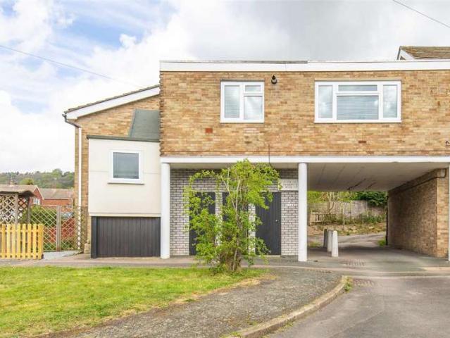 2 Bedroom Maisonette Flat