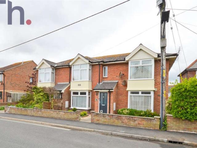 2 Bedroom Maisonette Flat