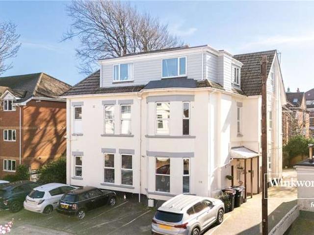 2 Bedroom Maisonette Flat