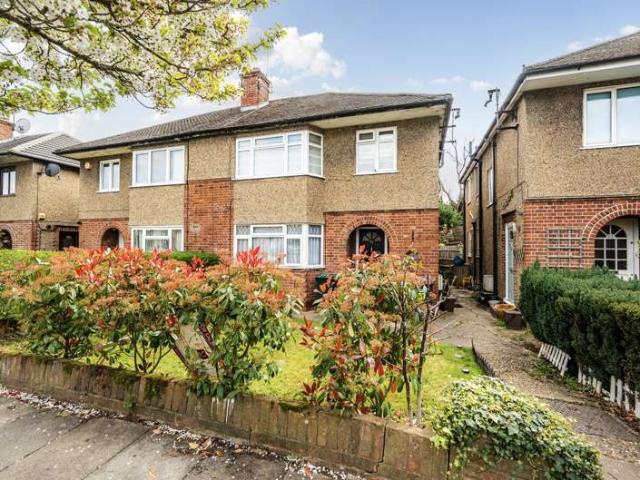 2 Bedroom Maisonette Flat