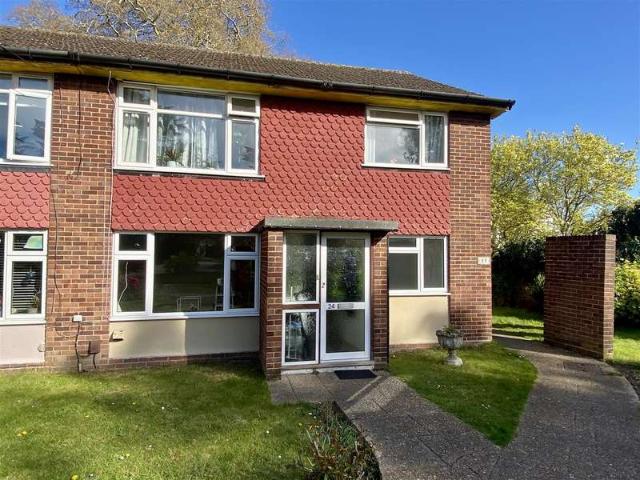 2 Bedroom Maisonette Flat