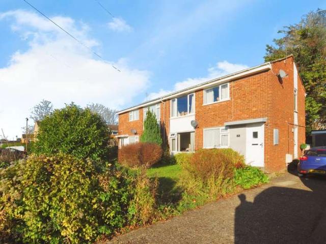 2 Bedroom Maisonette Flat