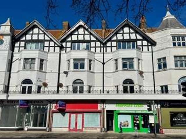 2 Bedroom Maisonette Flat