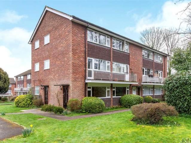2 Bedroom Maisonette Flat