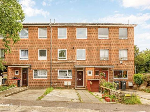 2 Bedroom Maisonette Flat