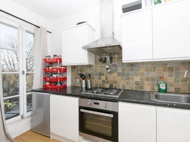 2 Bedroom Maisonette Flat
