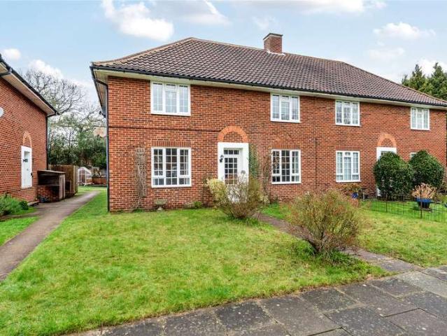 2 Bedroom Maisonette Flat