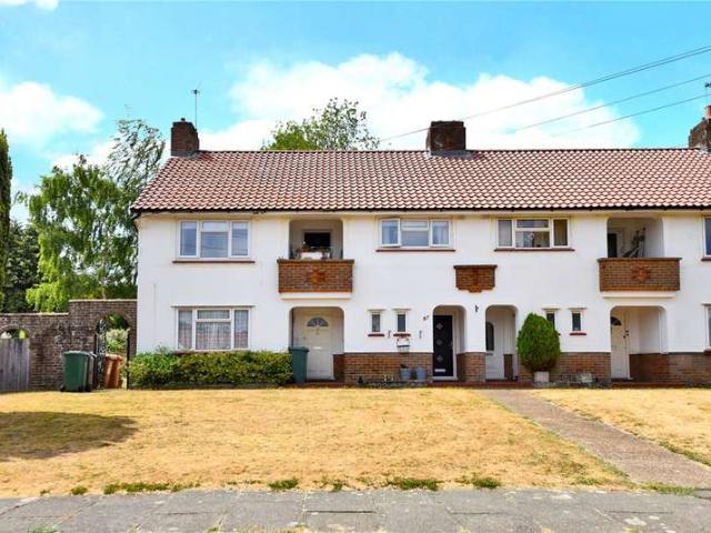 2 Bedroom Maisonette Flat