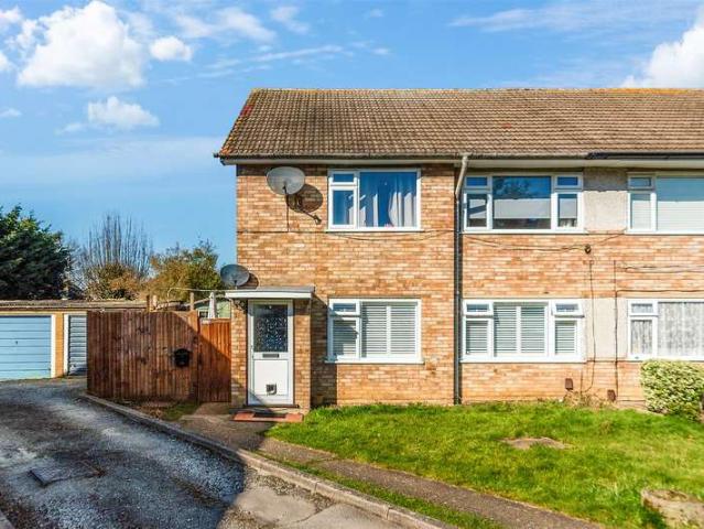 2 Bedroom Maisonette Flat