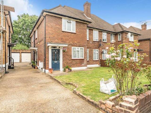 2 Bedroom Maisonette Flat