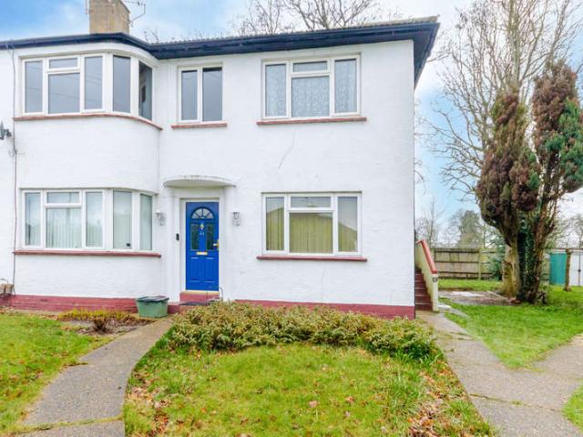 2 Bedroom Maisonette Flat