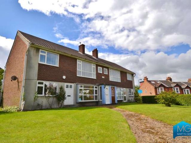 2 Bedroom Maisonette Flat