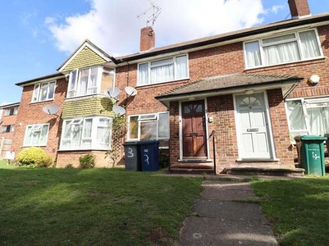 2 Bedroom Maisonette Flat