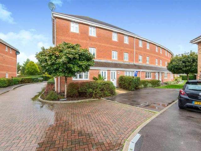 2 Bedroom Maisonette Flat