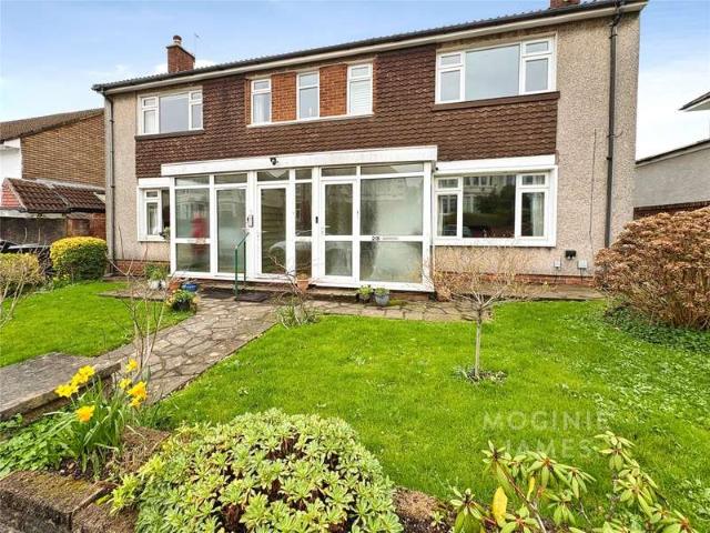 2 Bedroom Maisonette Flat