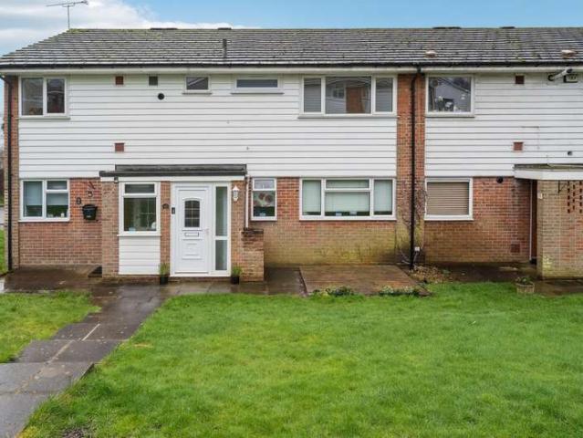 2 Bedroom Maisonette Flat