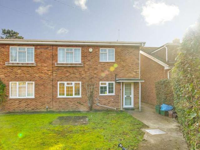 2 Bedroom Maisonette Flat