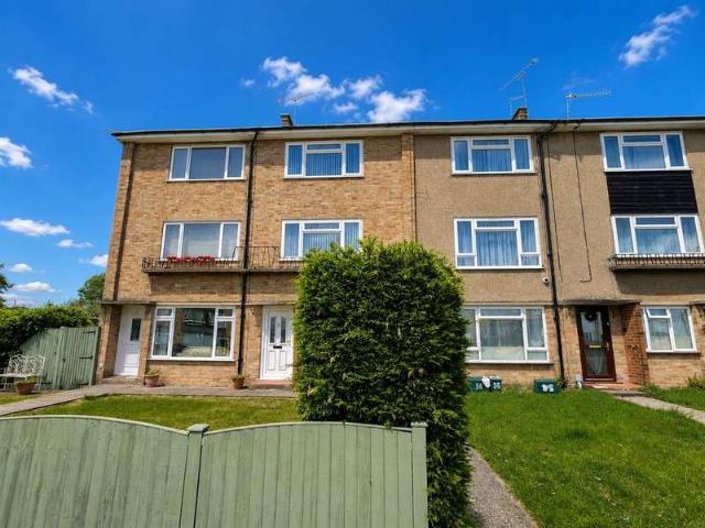 2 Bedroom Maisonette Flat