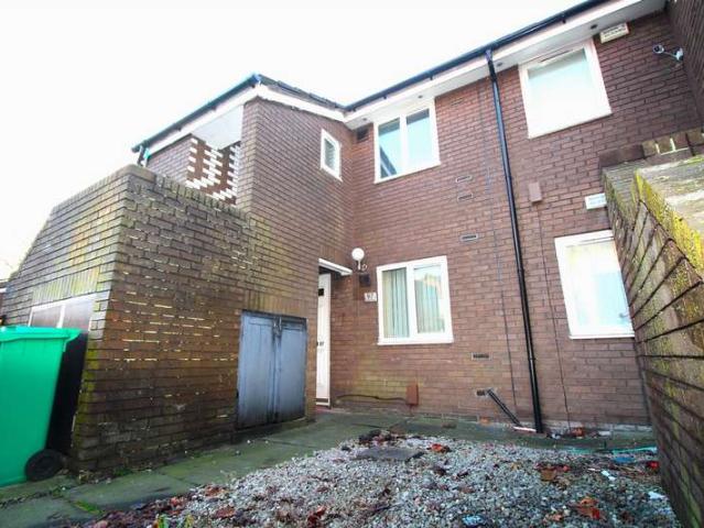 2 Bedroom Maisonette Flat