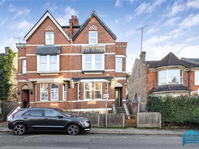 2 Bedroom Maisonette Flat