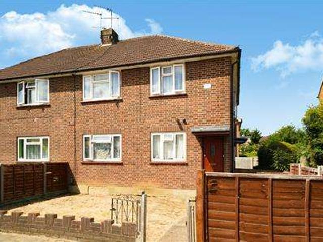 2 Bedroom Maisonette Flat