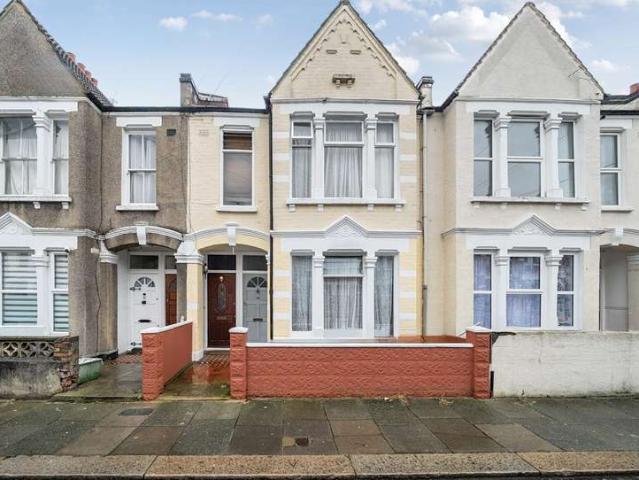 2 Bedroom Maisonette Flat
