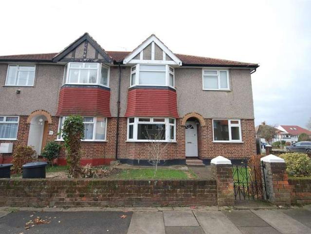 2 Bedroom Maisonette Flat