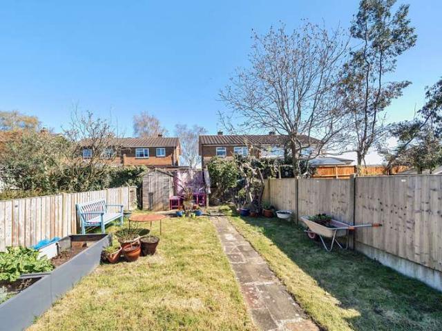 2 Bedroom Maisonette Flat