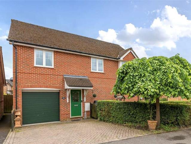 2 Bedroom Maisonette Flat