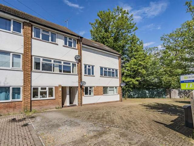 2 Bedroom Maisonette Flat