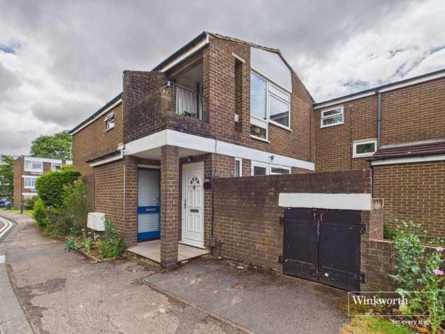 2 Bedroom Maisonette Flat