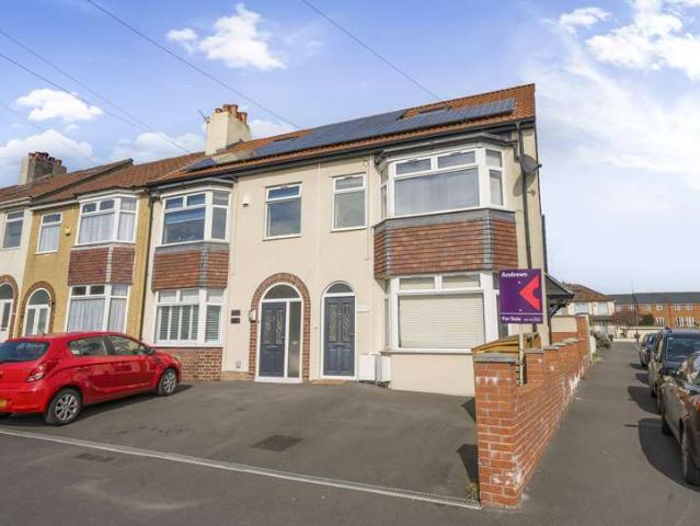 2 Bedroom Maisonette Flat