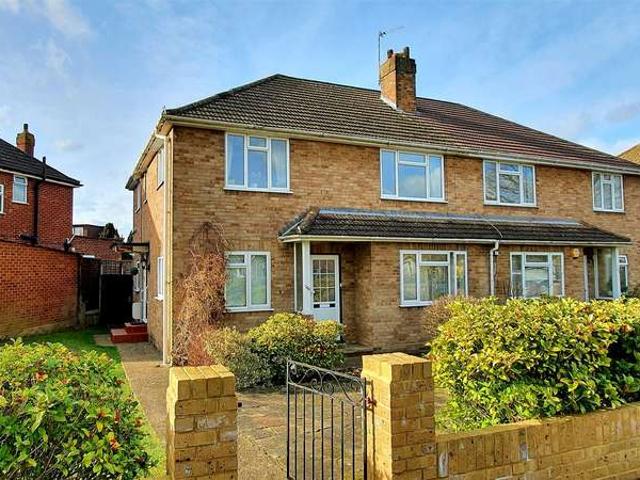 2 Bedroom Maisonette Flat