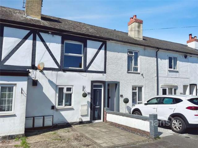2 Bedroom Maisonette Flat